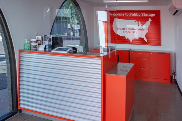 Tempe, AZ, Self-Storage Near 1910 E Broadway Rd | 1-844-726-4531 I ...