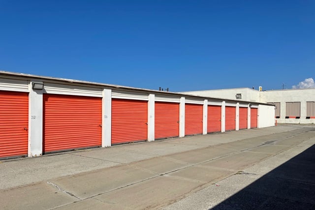 Cleveland, OH, Self-Storage Near 2250 W 117th Street | 1-844-726-4531 I ...