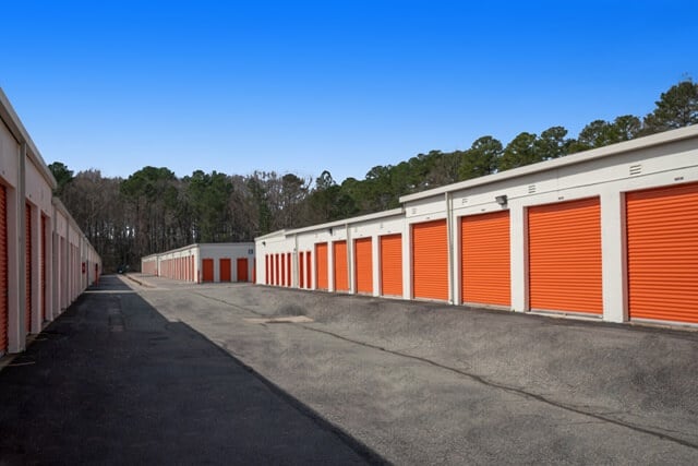 Newport News, VA, Self-Storage Near 11885 Jefferson Ave | 1-844-726 ...