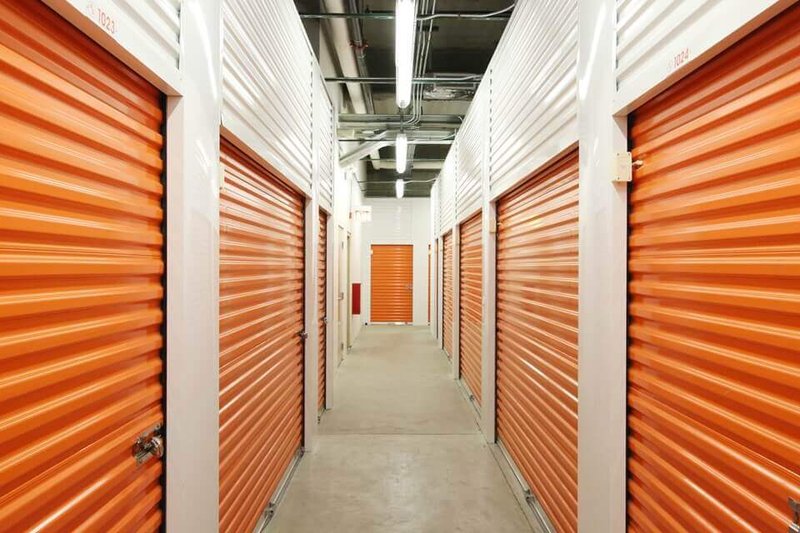 Chicago, IL, Self-Storage Near 362 W Chicago Ave | 1-844-726-4531 I ...