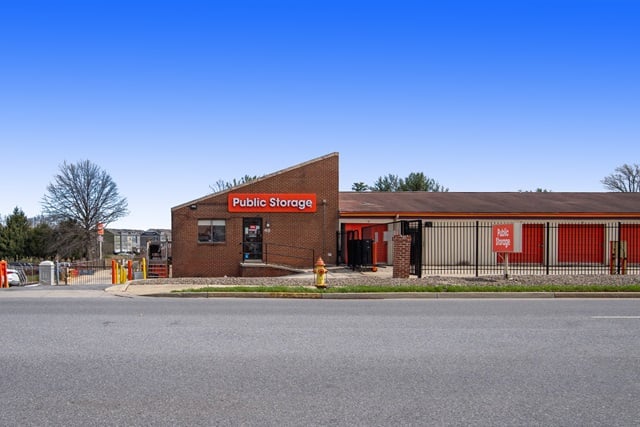Frederick, MD, Self-Storage Near 48 Thomas Johnson Drive | 1-844-726 ...