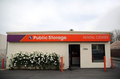 Van Nuys, CA, Self-Storage Near 15350 Oxnard Street | 1-844-726-4531 I ...