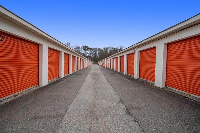 Gambrills, MD, Self-Storage Near 1057 State Route 3 N | 1-844-726-4531 ...