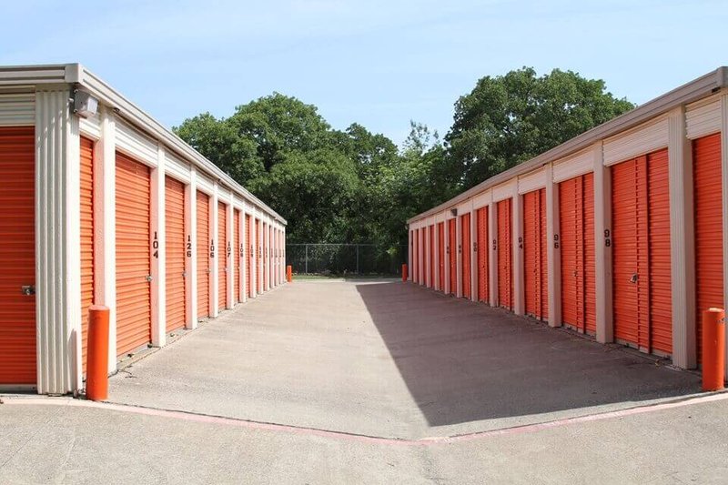 Irving, TX, Self-Storage Near 100 N MacArthur Blvd | 1-844-726-4531 I ...