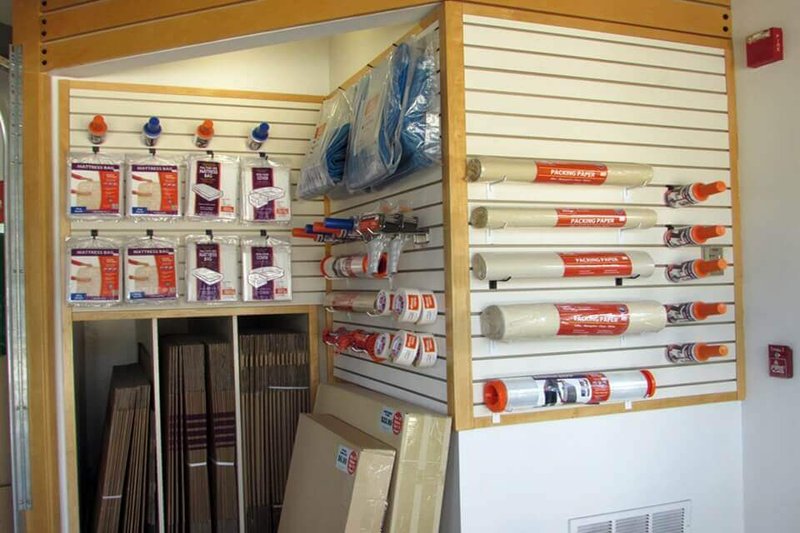 Brandon, FL, Self-Storage Near 1010 W Lumsden Road | 1-844-726-4531 I ...