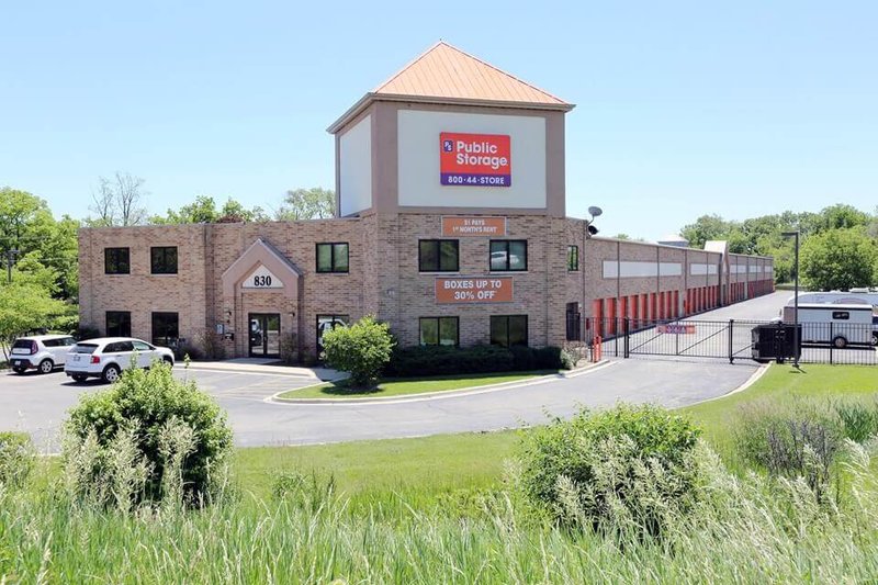Elgin, IL, Self-Storage Near 830 Steel St | 1-844-726-4531 I Public ...