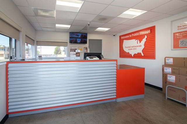 Vallejo, CA, Self-Storage Near 222 Couch Street | 1-844-726-4531 I ...