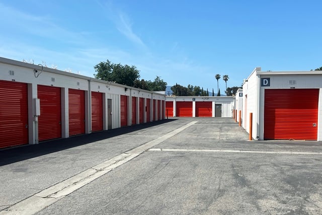 San Jose, CA, Self-Storage Near 3911 Snell Ave | 1-844-726-4531 I ...