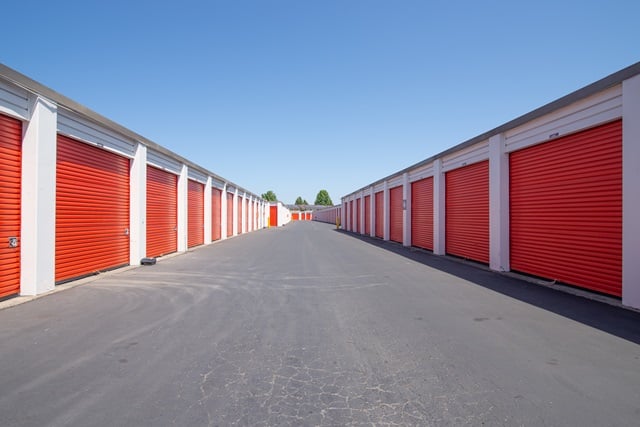 Stockton, CA, Self-Storage Near 1011 E March Lane | 1-844-726-4531 I ...