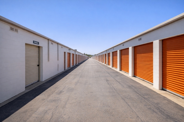 San Diego, CA, Self-Storage Near 5175 Pacific Hwy | 1-844-726-4531 I ...