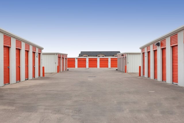 Katy, TX, Self-Storage Near 1001 S Mason Road | 1-844-726-4531 I Public ...