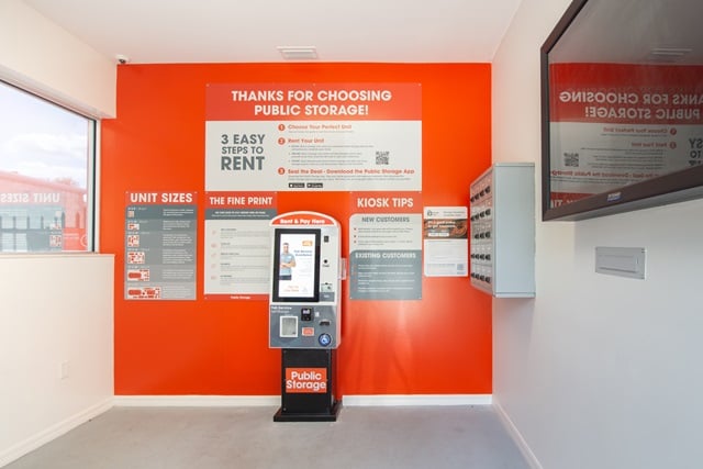 Sites-publicstorage-Site