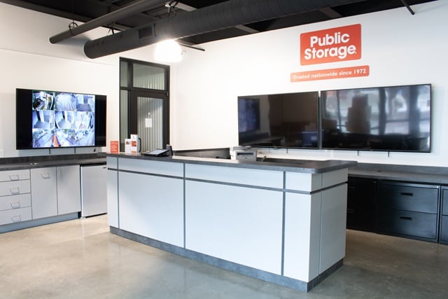 Dallas, TX, Self-Storage Units Near 3520 Forest Ln | Public Storage®