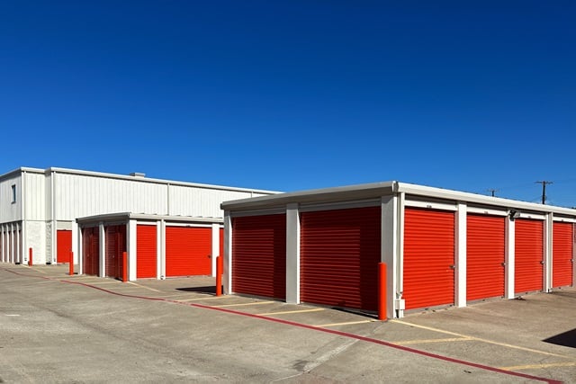 Dallas, TX, Self-Storage Near 3540 Inwood Road | 1-844-726-4531 I ...