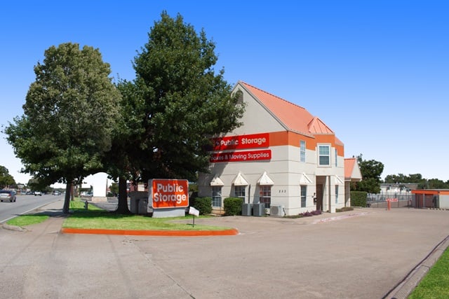Arlington, TX, Self-Storage Near 2531 South Cooper Street | 1-844-726 ...
